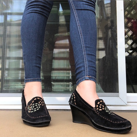 Clarks | Shoes | Clarks Artisan Collection Suede Wedges | Poshmark